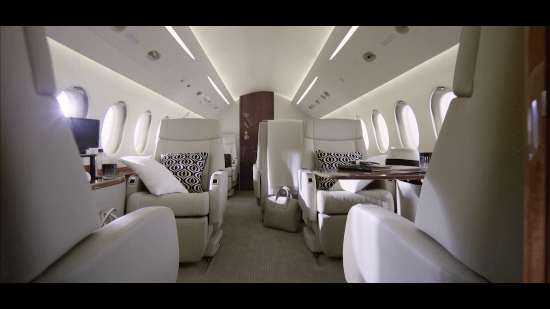 The Dassault Falcon 2000S | Business Jet Interiors